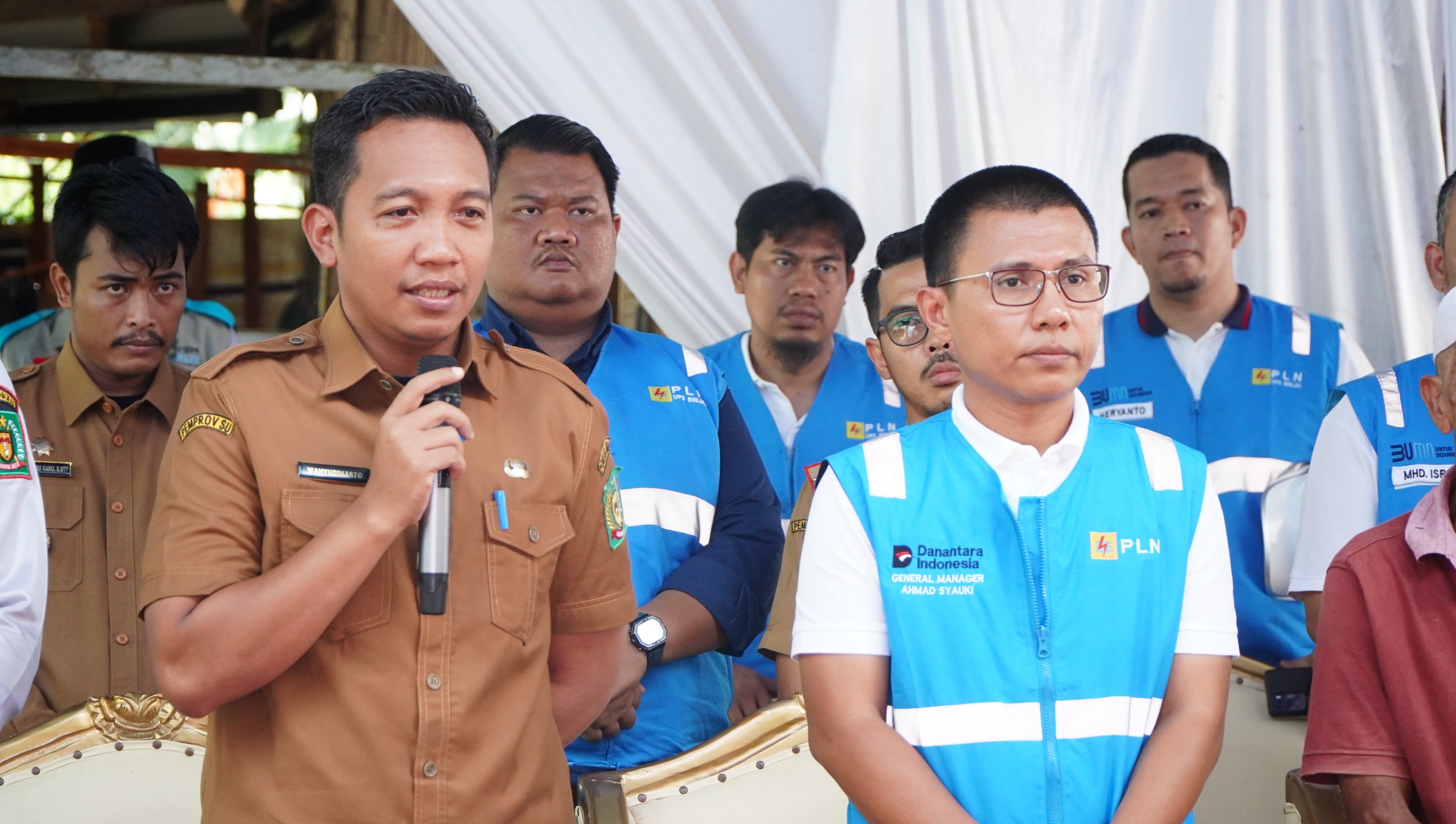 Terangi Rumah Warga, Program LUTD PLN Diapresiasi Pemkab Langkat